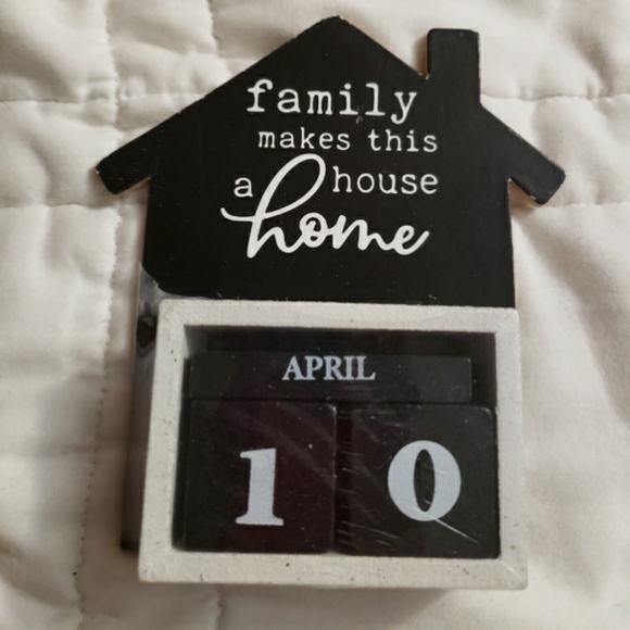 Office | Nwt 3d Forever Reusable Calendar | Poshmark